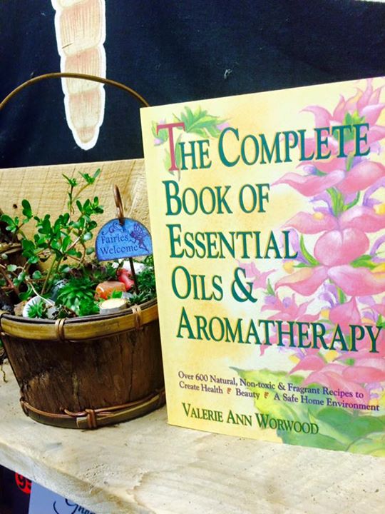 Complete Book of Essential Oils and Aromatherapy - Mondazzi Book, Bead ...